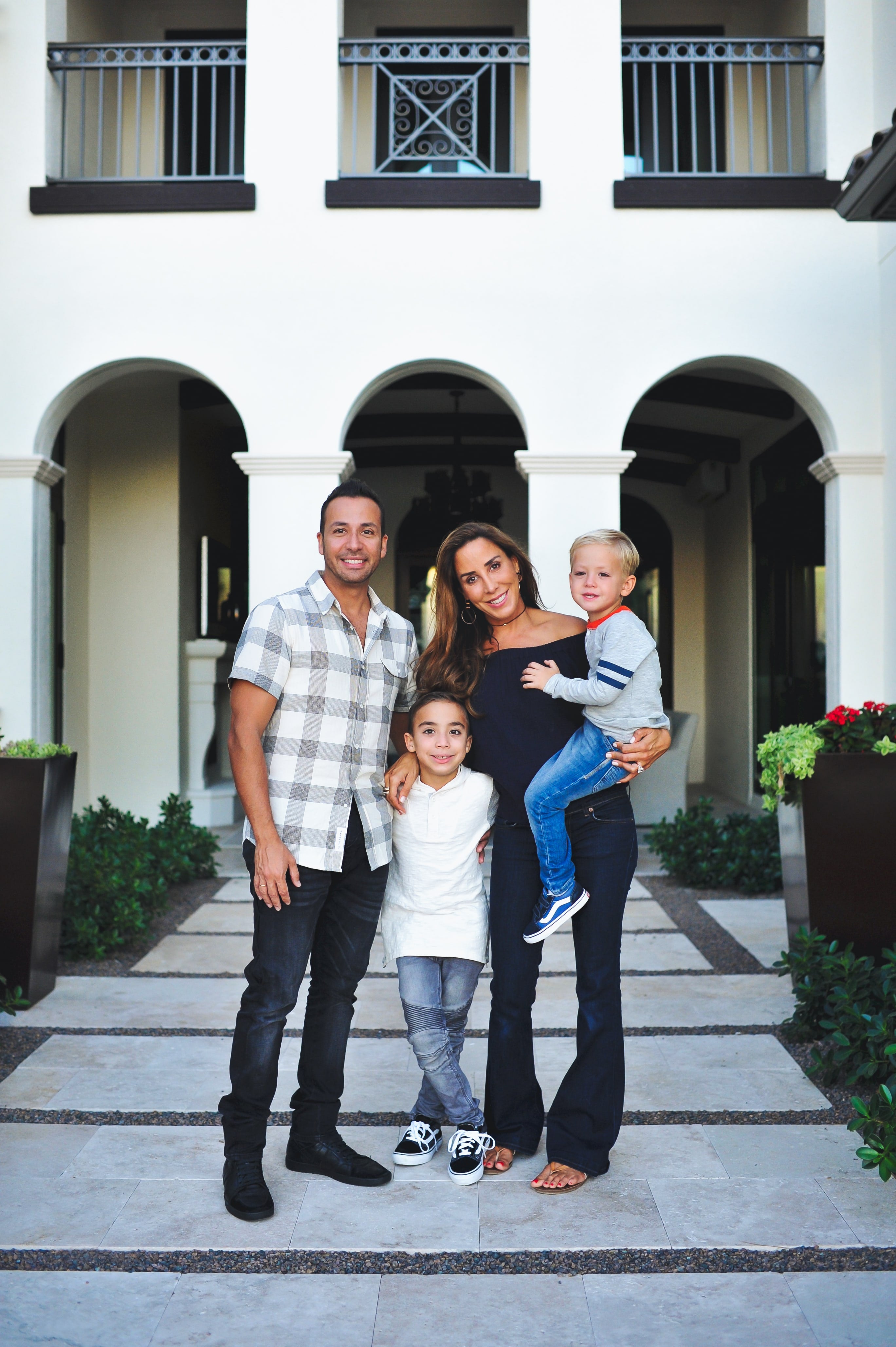 Howie Dorough Dishes on His ‘Bachelor’-Like Romance Ahead of 10th ...