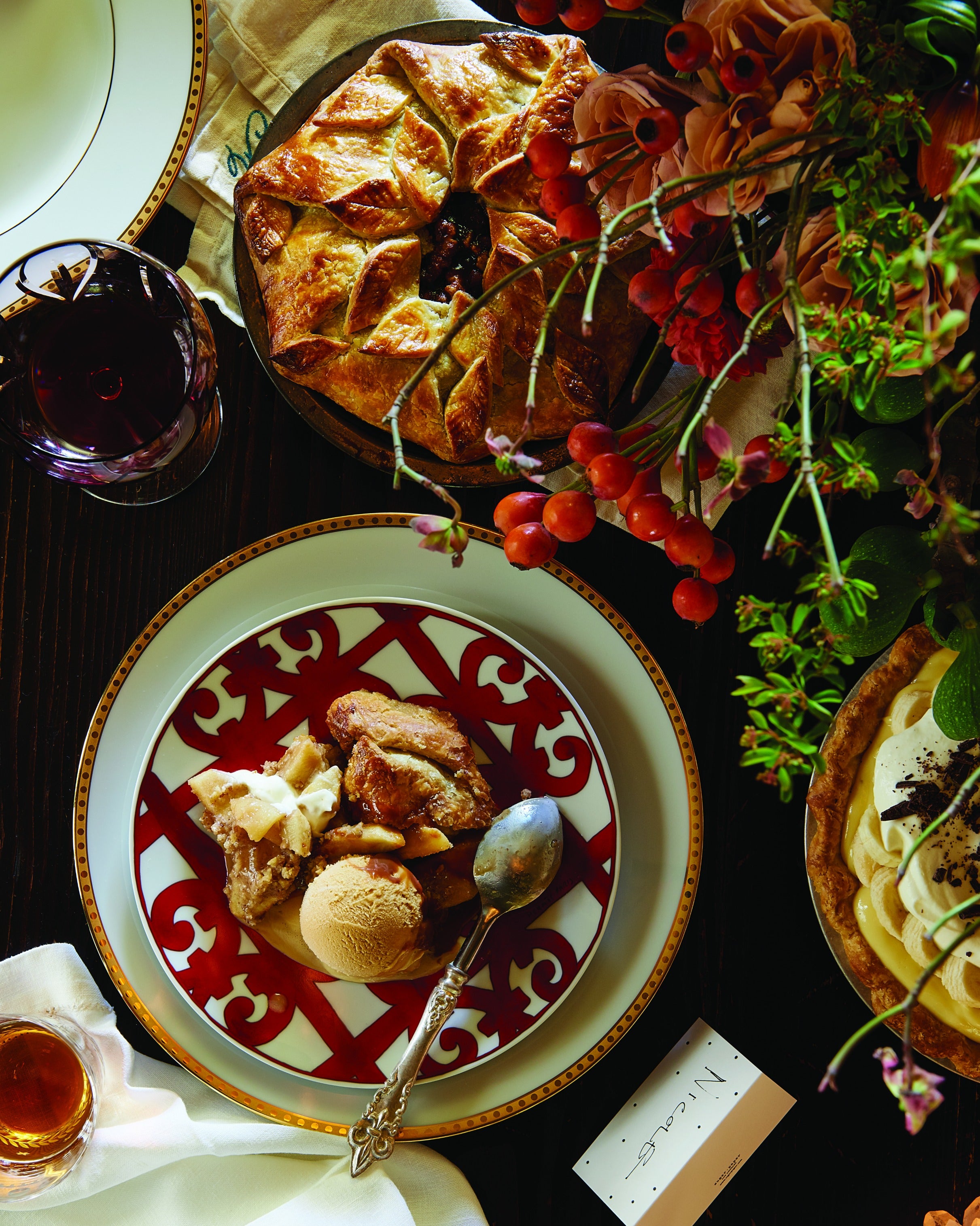 Kate Hudson Reveals Her Family's One Dinner Rule and Shares Pie Recipe ...