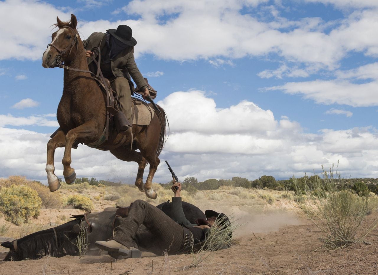 Inside 'Godless' Country: Cast Spill Behind-the-Scenes Secrets From ...