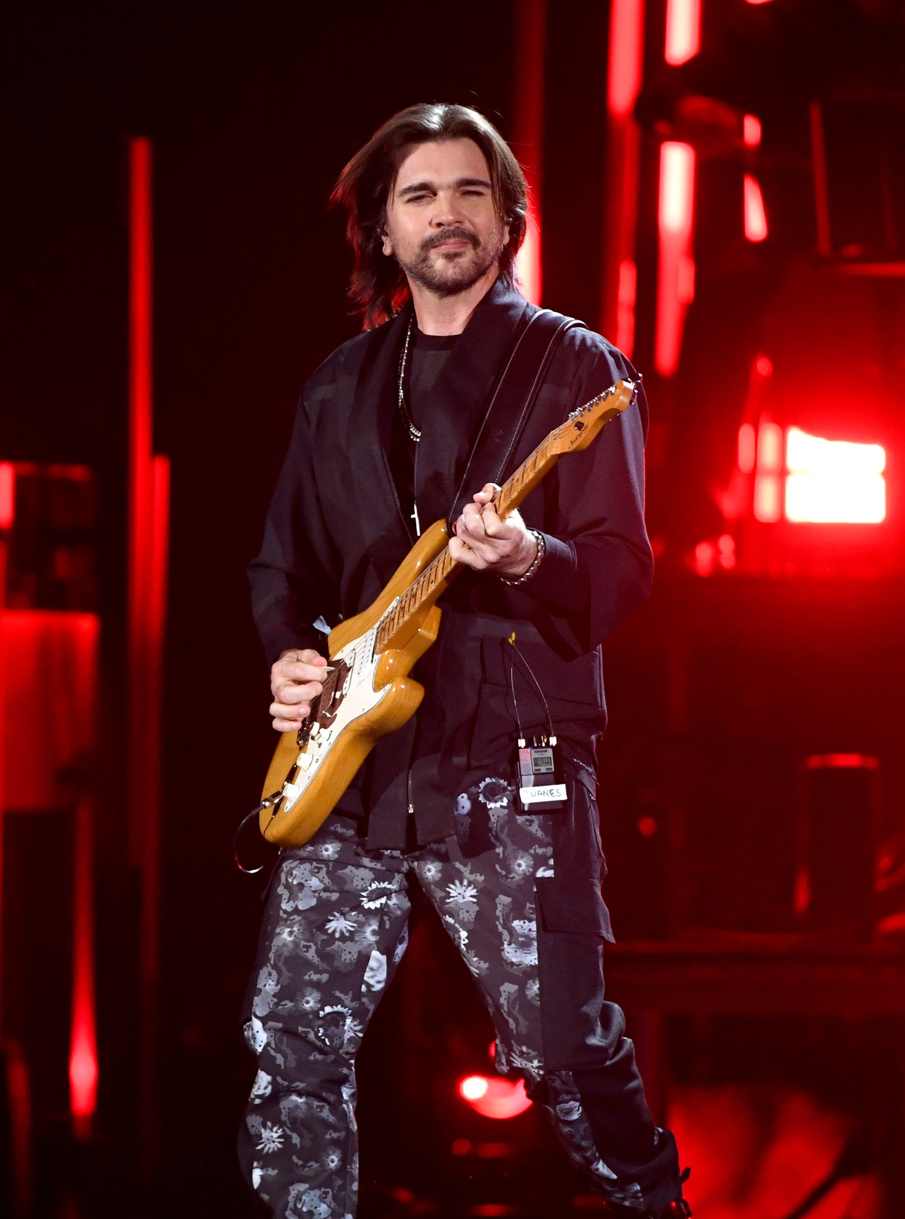 Equimosis Juanes