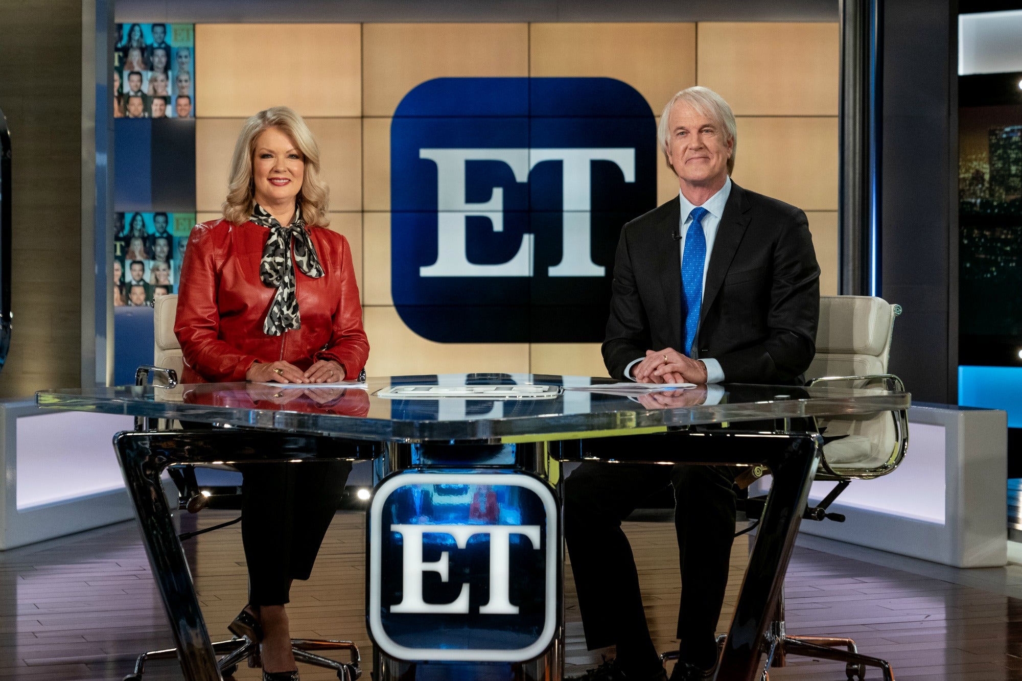 Entertainment Tonight Set