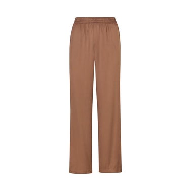 SKIMS Silk Collection Launches New Colors -- Shop Now Before It Sells ...