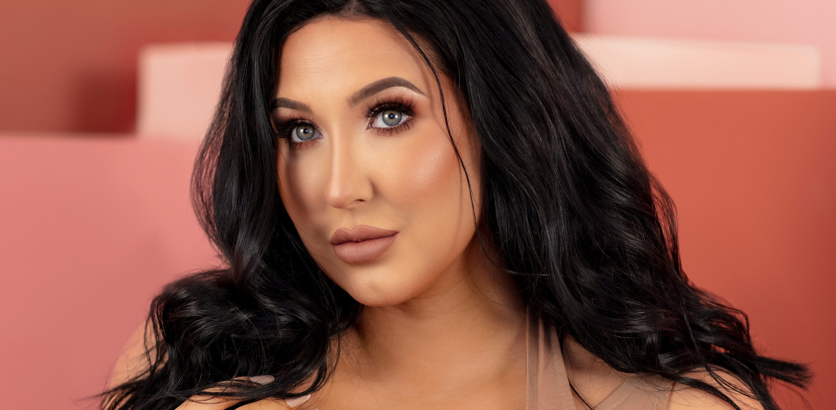 Jaclyn Hill No Makeup