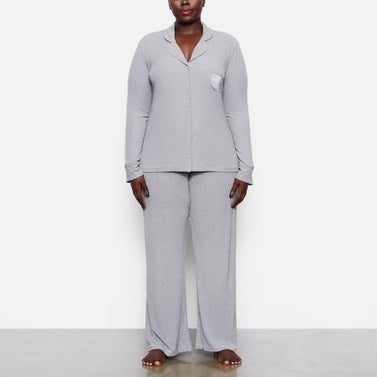 Kim Kardashian's SKIMS Just Dropped the Team USA Collection for the ...