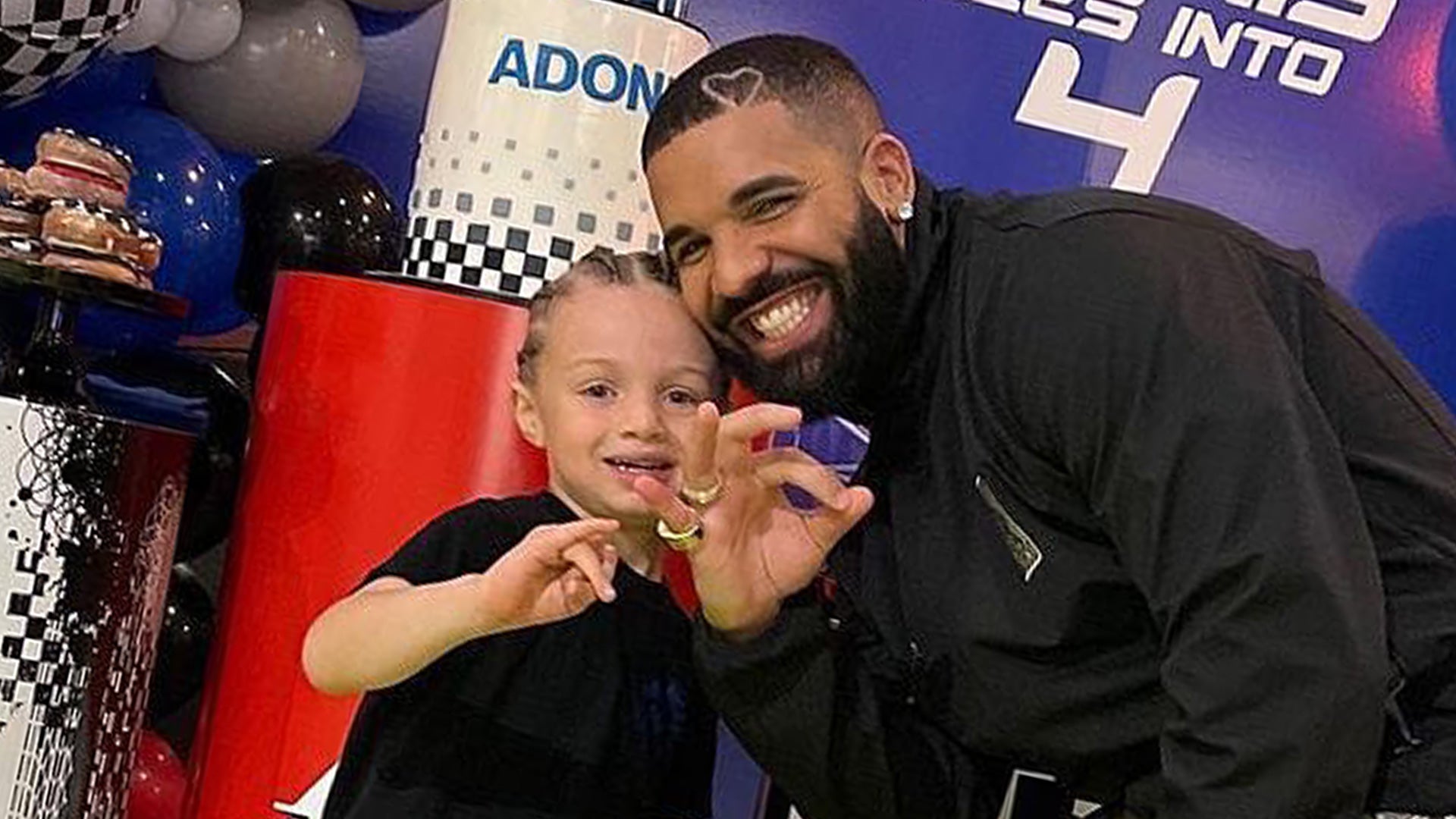 Drake Smiling 2022