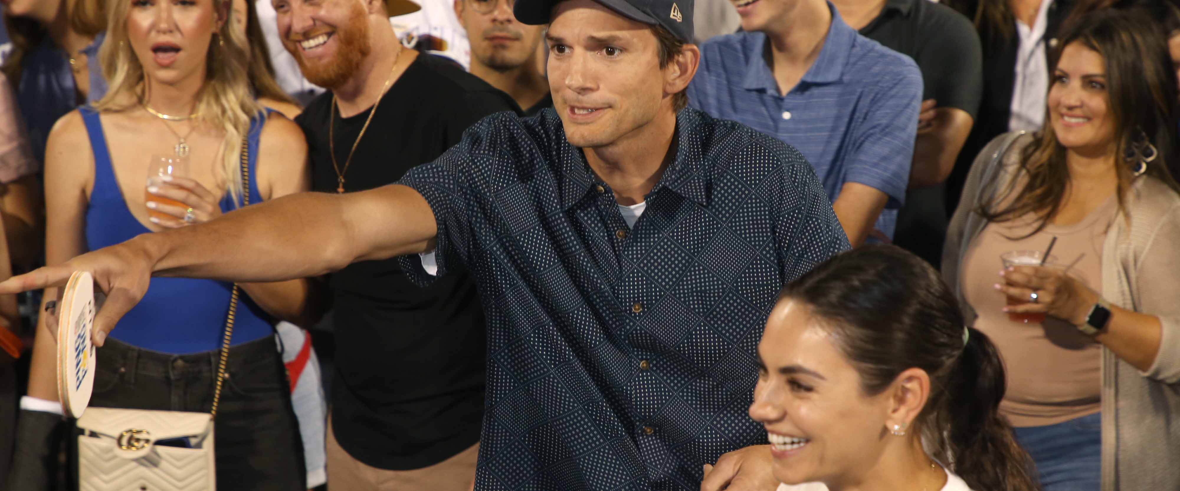 Celeb Sports Fans Get Their Cheer On | Entertainment Tonight