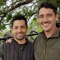 Jonathan Knight Reveals He Secretly Married Longtime Boyfriend Harley ...