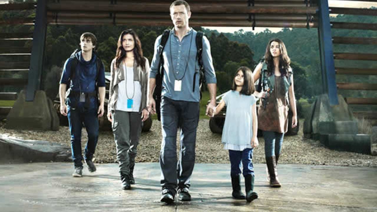 Steven Spielberg's Sci-Fi Series 'Terra Nova' Tops Fox's New Fall ...