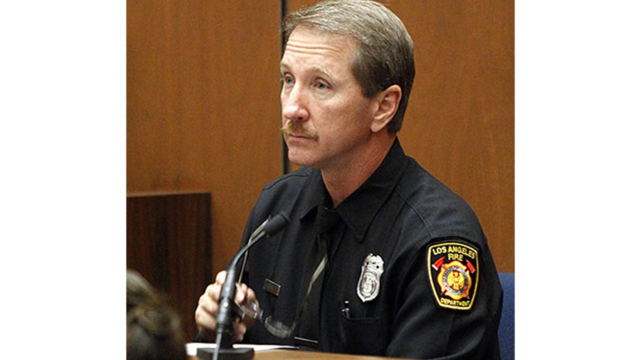 Paramedic: Dr. Murray's Answers 'Didn't Add Up' | Entertainment Tonight