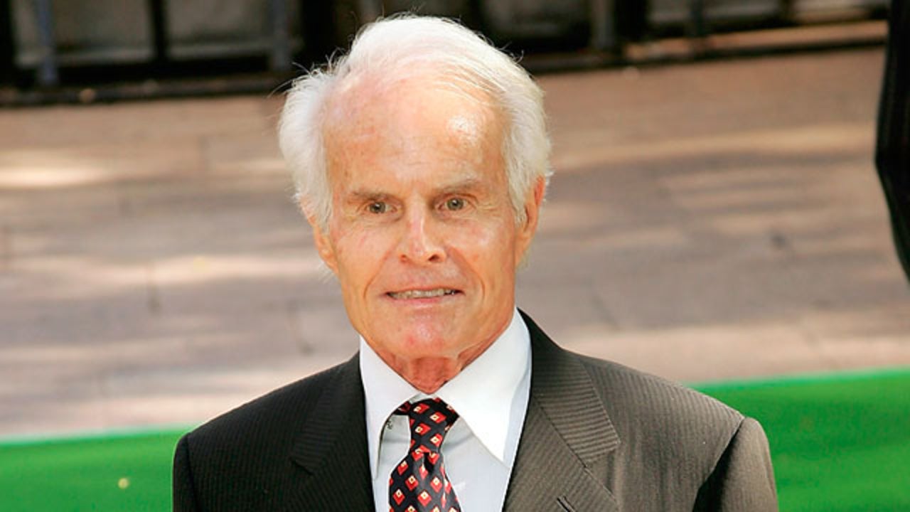 'Jaws' Producer Richard Zanuck Dead at 77 | Entertainment Tonight