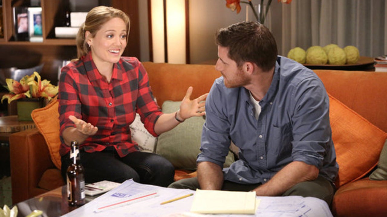 Even Erika Christensen Cries at 'Parenthood' | Entertainment Tonight