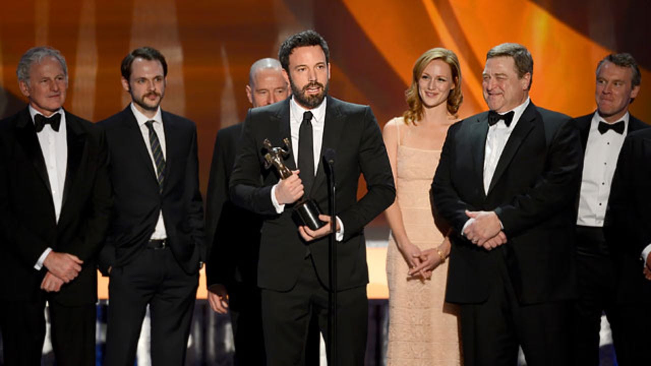 'Argo' and 'Abbey' Upset Competition at SAG Awards | Entertainment Tonight