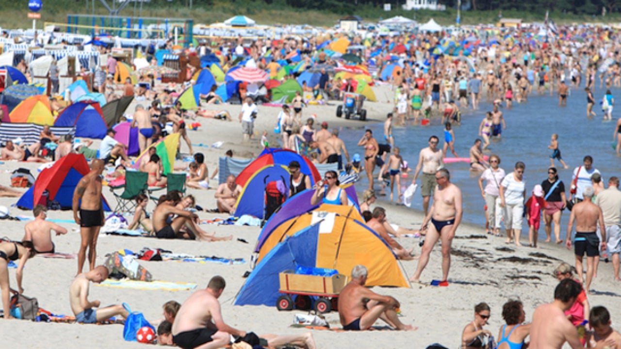 24 Reasons You Should Be Happy Summer Is Over | Entertainment Tonight