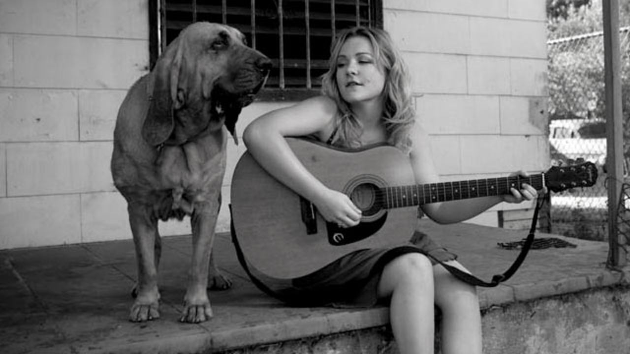 Q&A: With Kelly Clarkson and Miranda Lambert in Her Corner, Songwriter ...