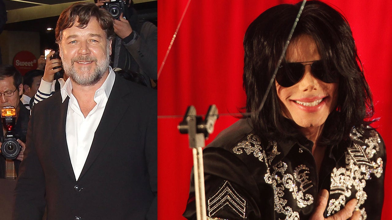 Russell Crowe Says Michael Jackson Pranked Called Him for Years ...