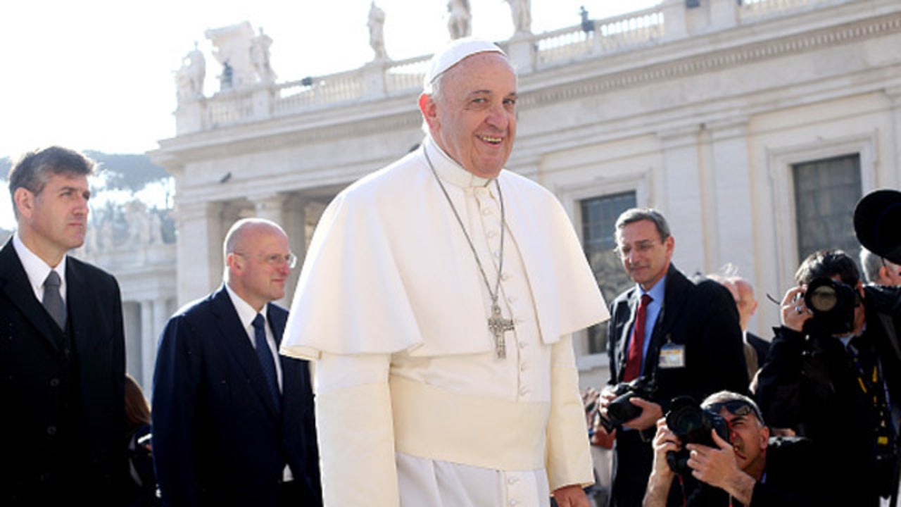 Pope Francis Officially Joined Instagram -- See His First Post ...