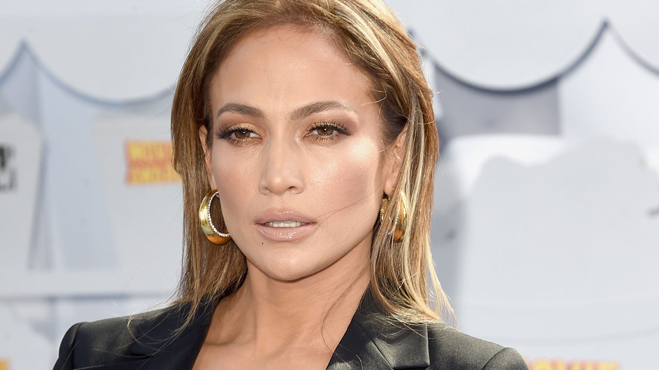Jennifer Lopez Gets Shy Talking About Her Best Kiss Ever ...