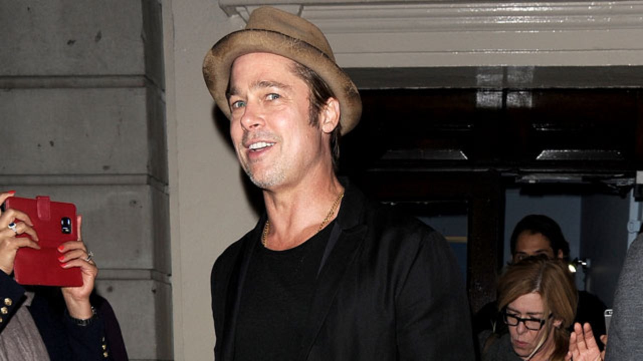 Brad Pitt Rocks Gray Hair and Looks Like a Total Silver Fox ...