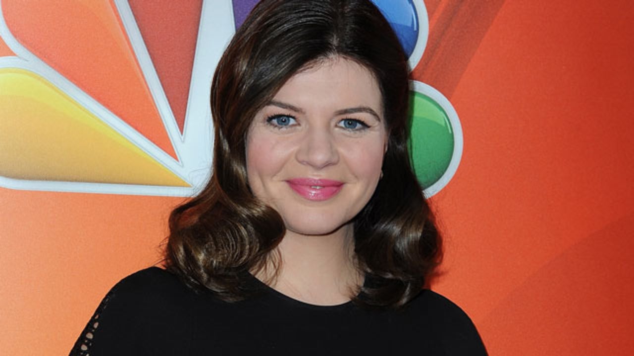'Happy Endings' Star Casey Wilson Finally Reveals Her Baby Boy's Name ...