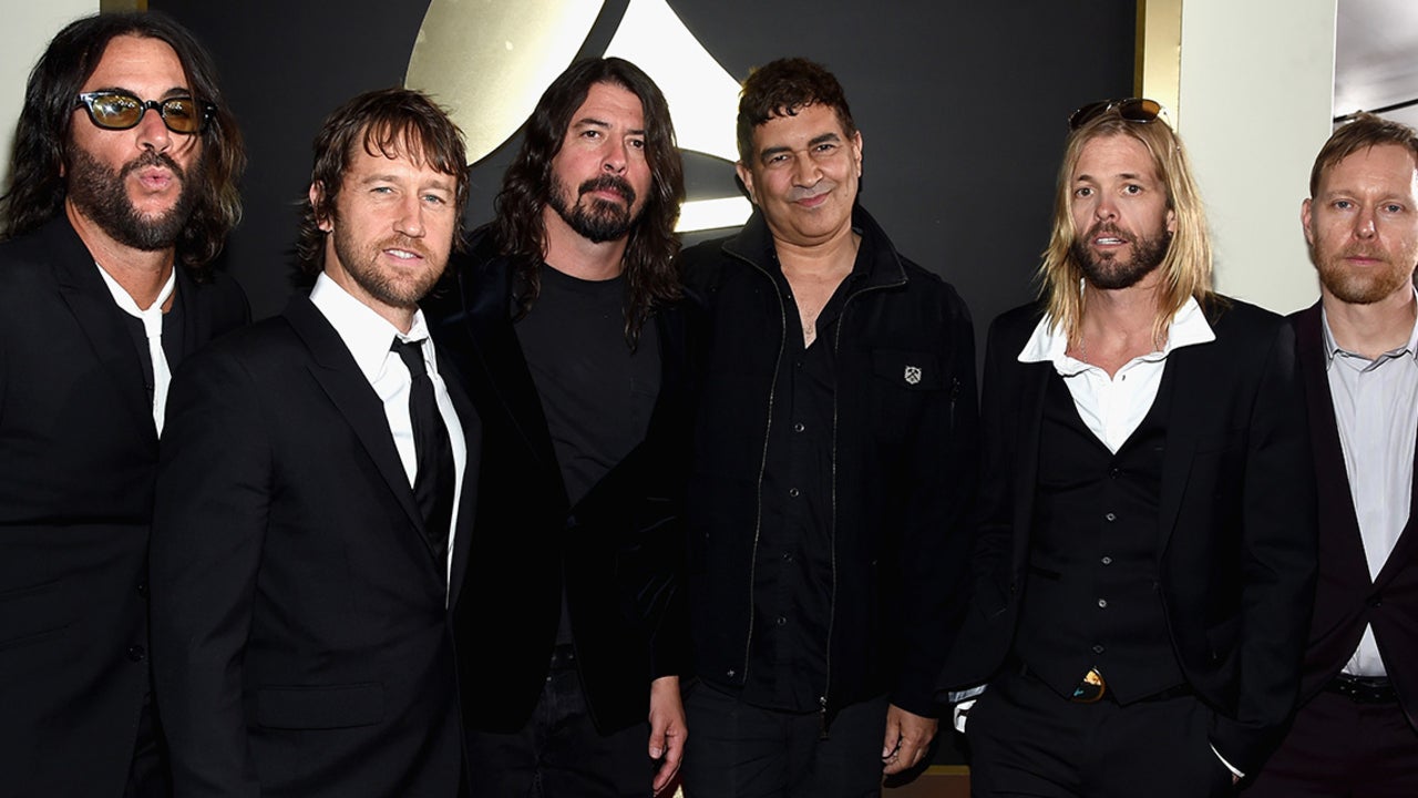 Foo Fighters Give Epic 3-and-a-Half Hour Surprise Concert in Chicago ...
