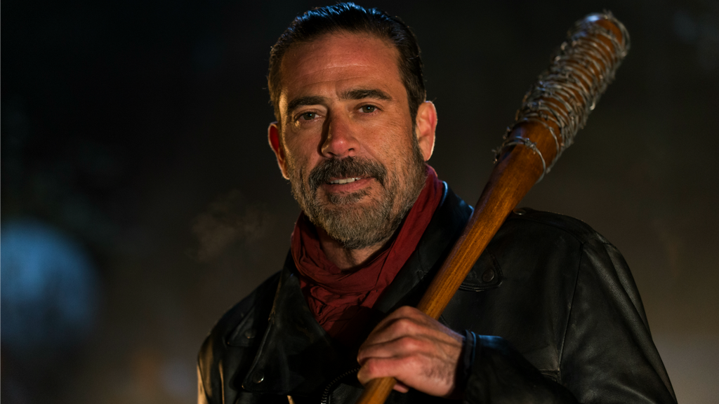 Jeffrey Dean Morgan Predicts 'A Salute of Middle Fingers' When Negan's ...