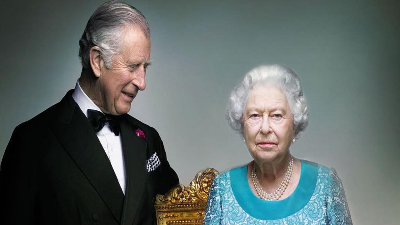 Queen Elizabeth Poses With Prince Charles in Beautiful New Portrait ...