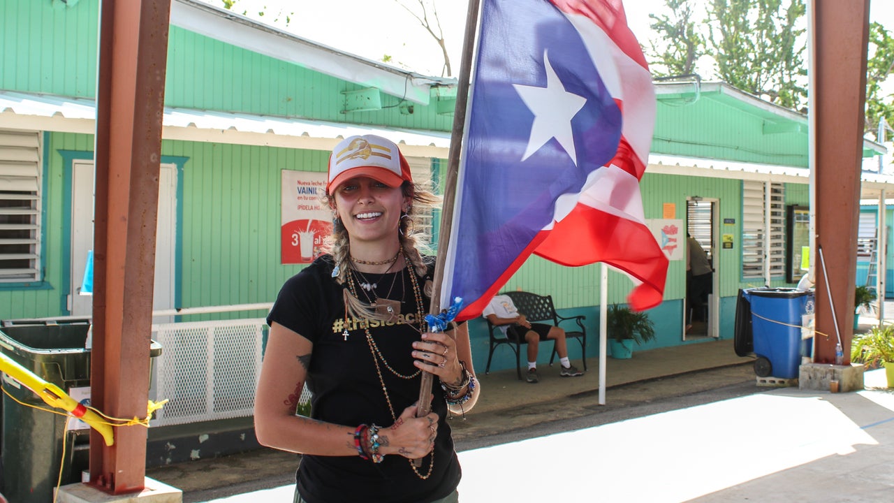 Paris Jackson Lends a Hand to Hurricane Relief Efforts in Puerto Rico ...
