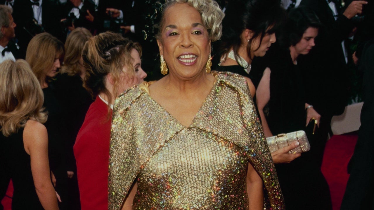 Della Reese, Singer and 'Touched by an Angel' Star, Dead at 86 ...