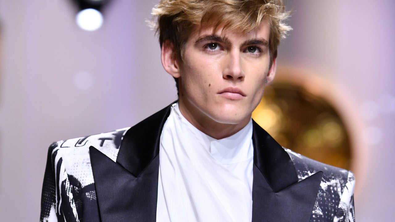 Proud Mom Cindy Crawford Applauds Son Presley Gerber at Paris Fashion ...
