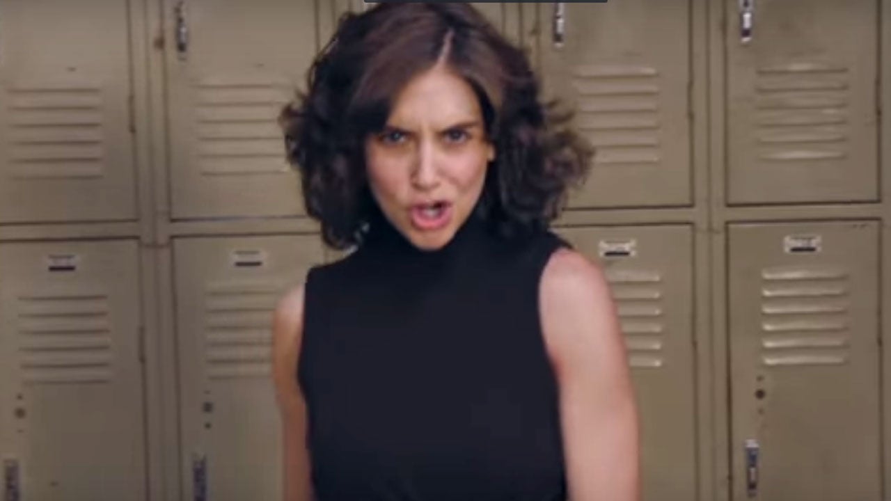 'GLOW' Season 2 Gets a Premiere Date and a Fun New Teaser ...