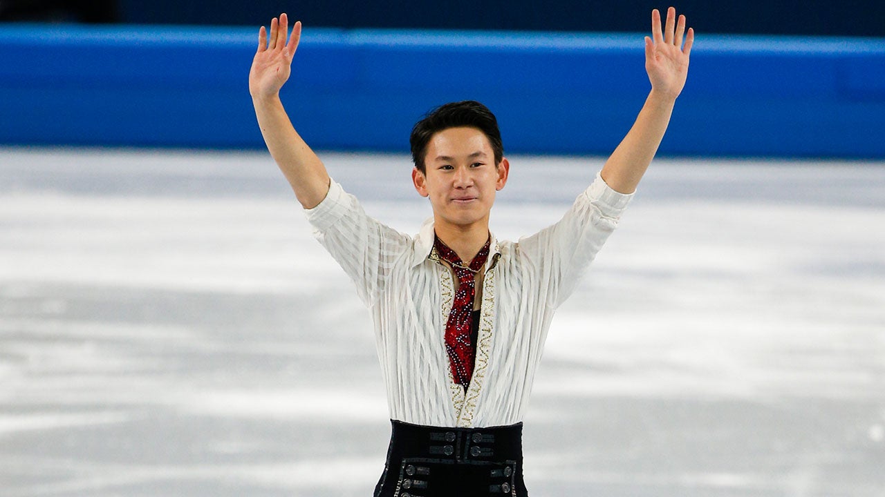 Denis Ten, Olympic Bronze Medalist in Figure Skating, Dies After Being ...