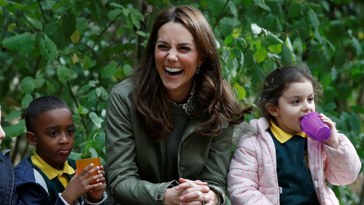 Kate Middleton Has the Sweetest Response When a Little Girl Asks Why ...