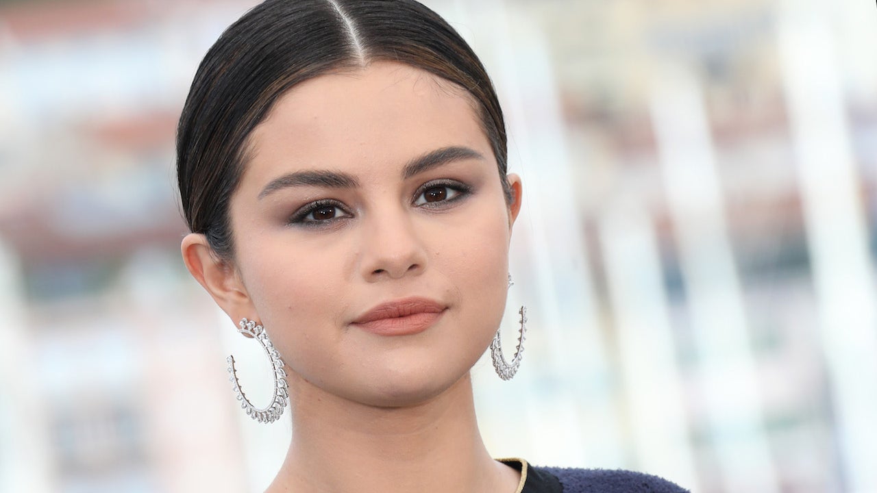 Selena Gomez Calls Social Media 'Terrible' and 'Dangerous ...