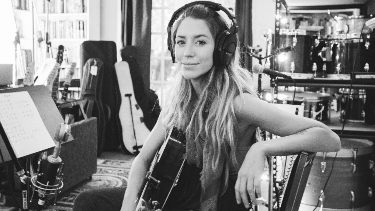 Country Singer Kylie Rae Harris Dead at 30 | Entertainment Tonight