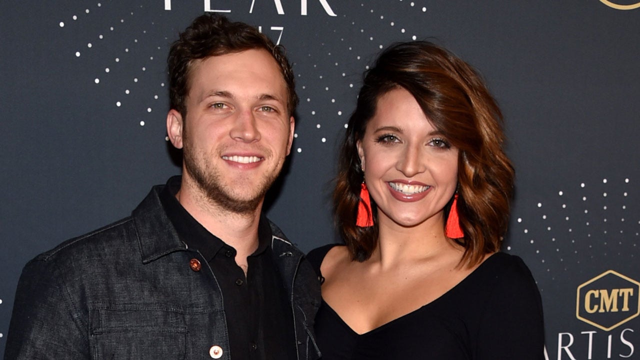 'American Idol' Winner Phillip Phillips and Wife Hannah Welcome First ...