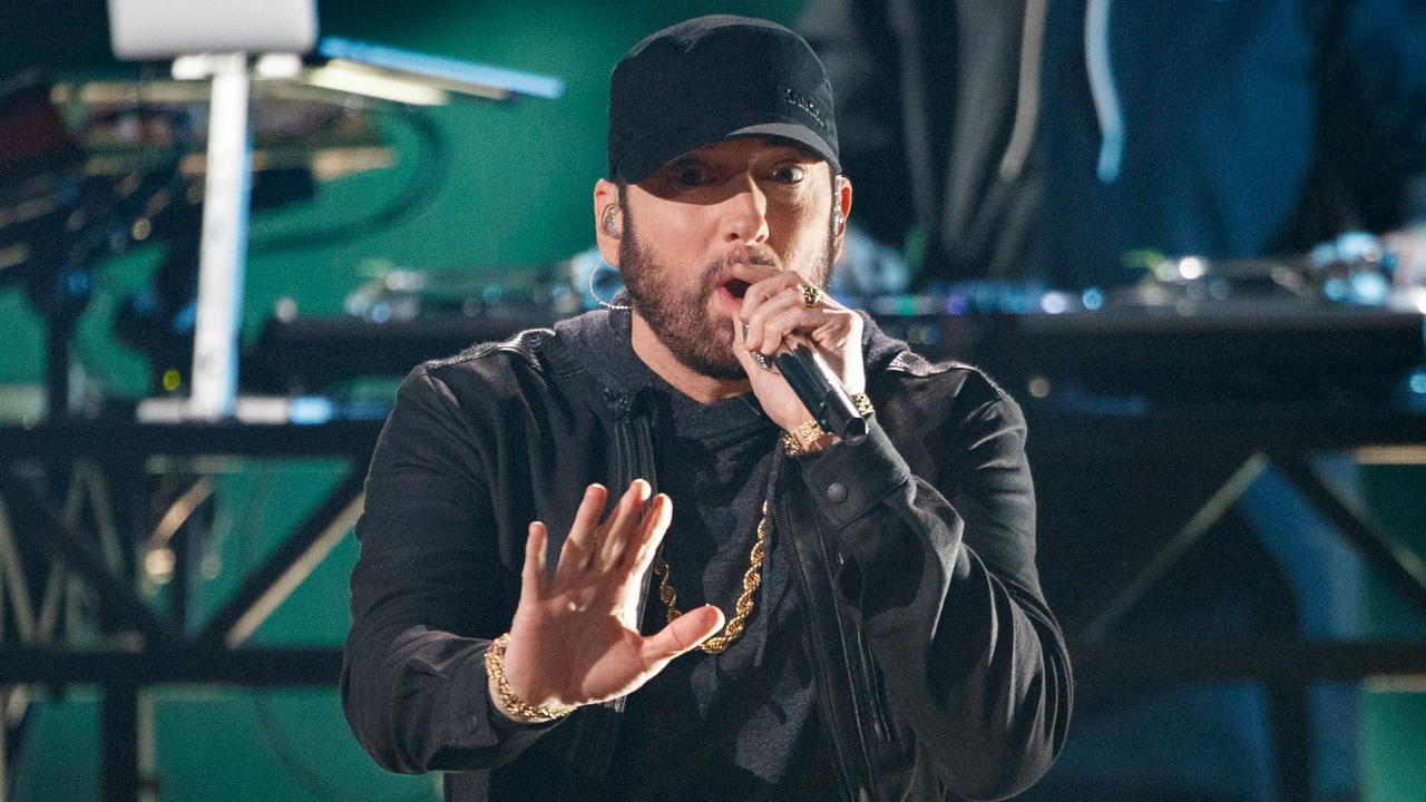 Eminem's Surprise Oscars Performance: How It Was Pulled Off (Exclusive ...