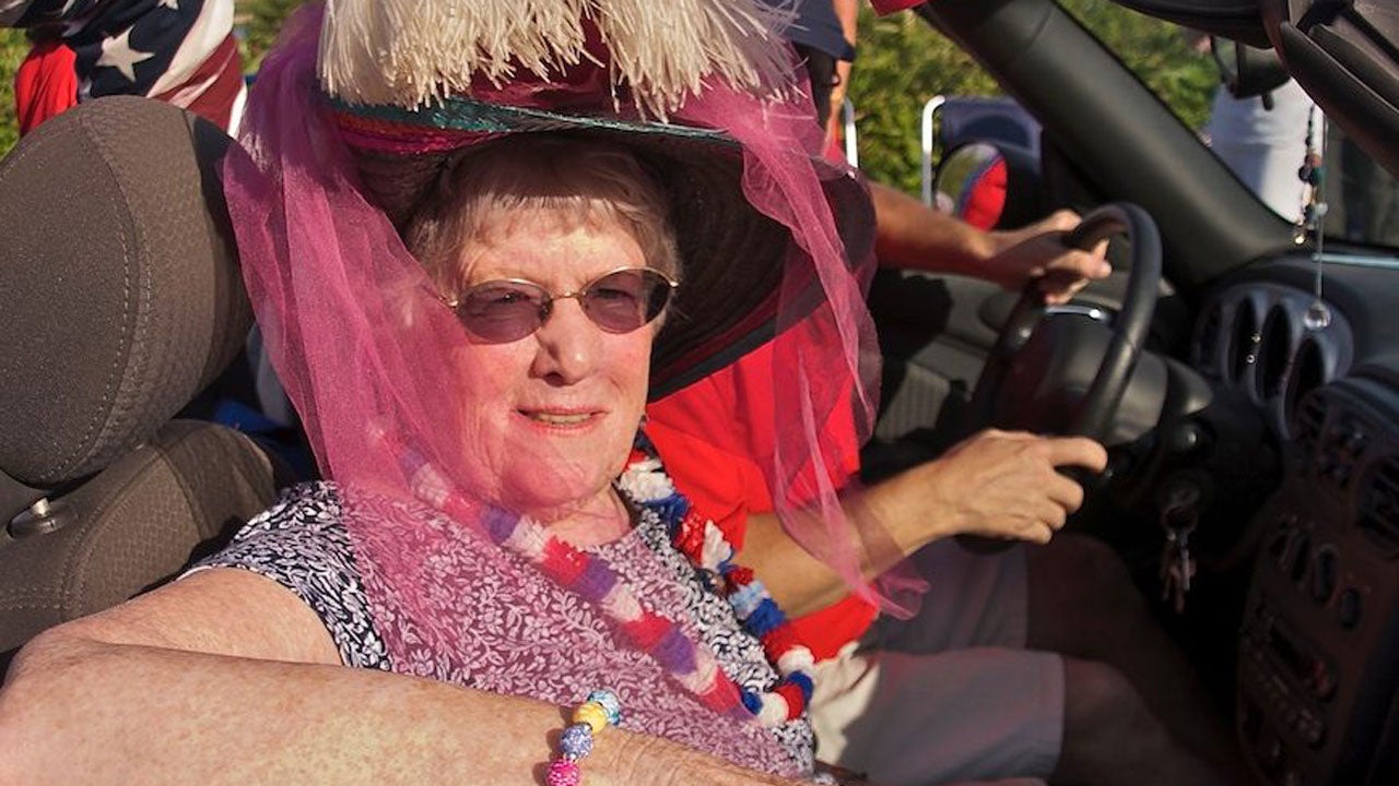 Lee Fierro, 'Jaws' Actress, Dies of Coronavirus Complications at 91 ...