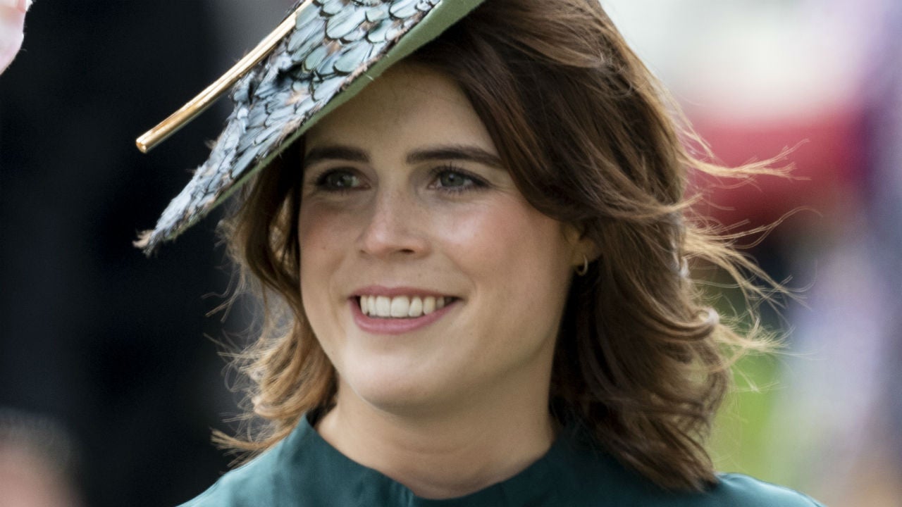 Princess Eugenie Shares Photo of Her Back Scar to Encourage Others to ...