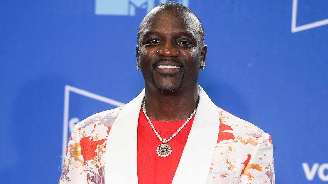 Akon's Range Rover Stolen While He Was Pumping Gas | Entertainment Tonight