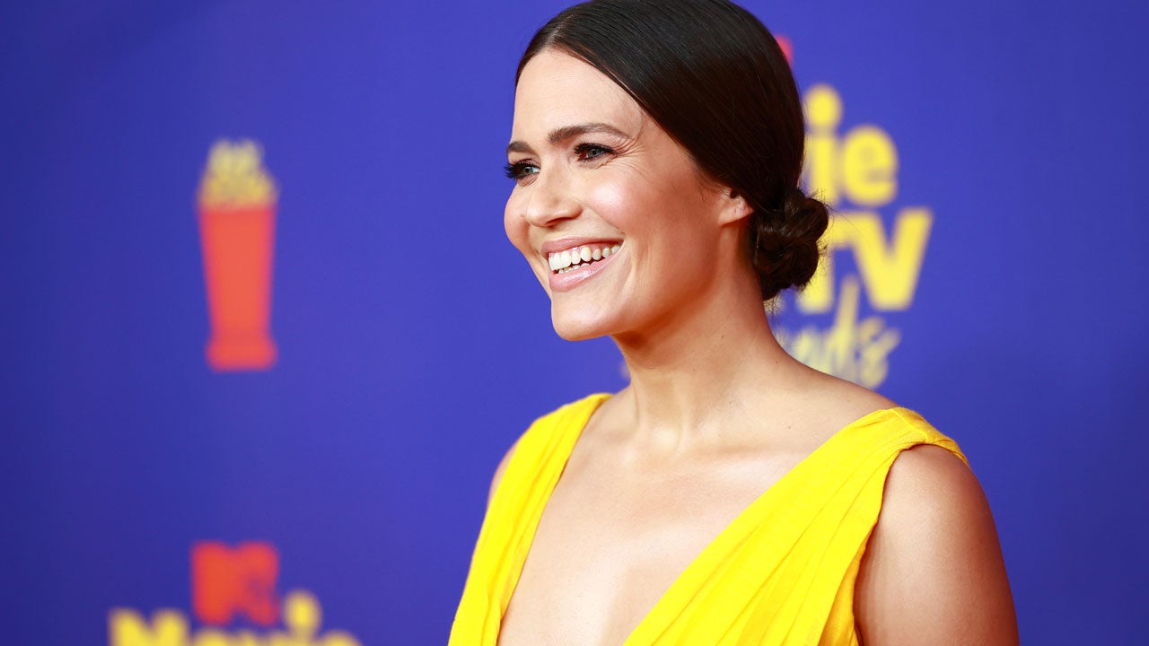 Mandy Moore Stuns in Yellow During First Red Carpet Appearance Since ...