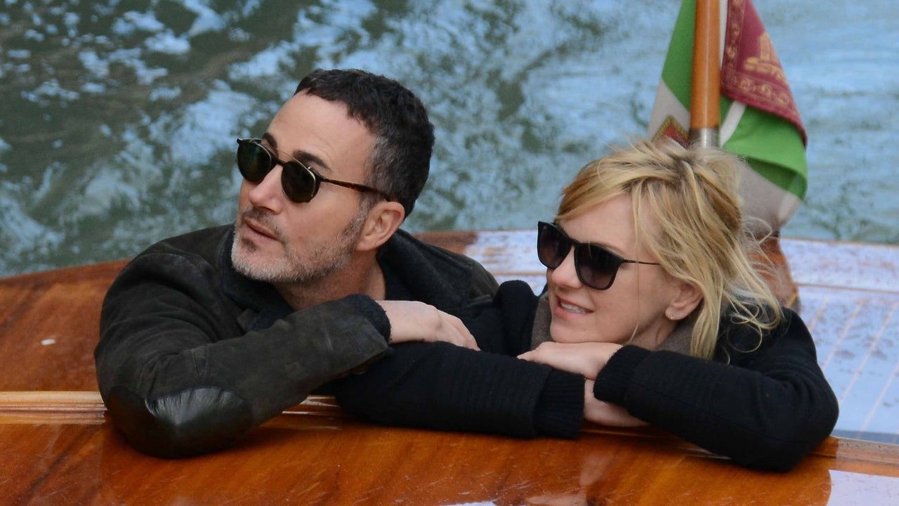 Anna Faris Secretly Marries Michael Barrett | Entertainment Tonight