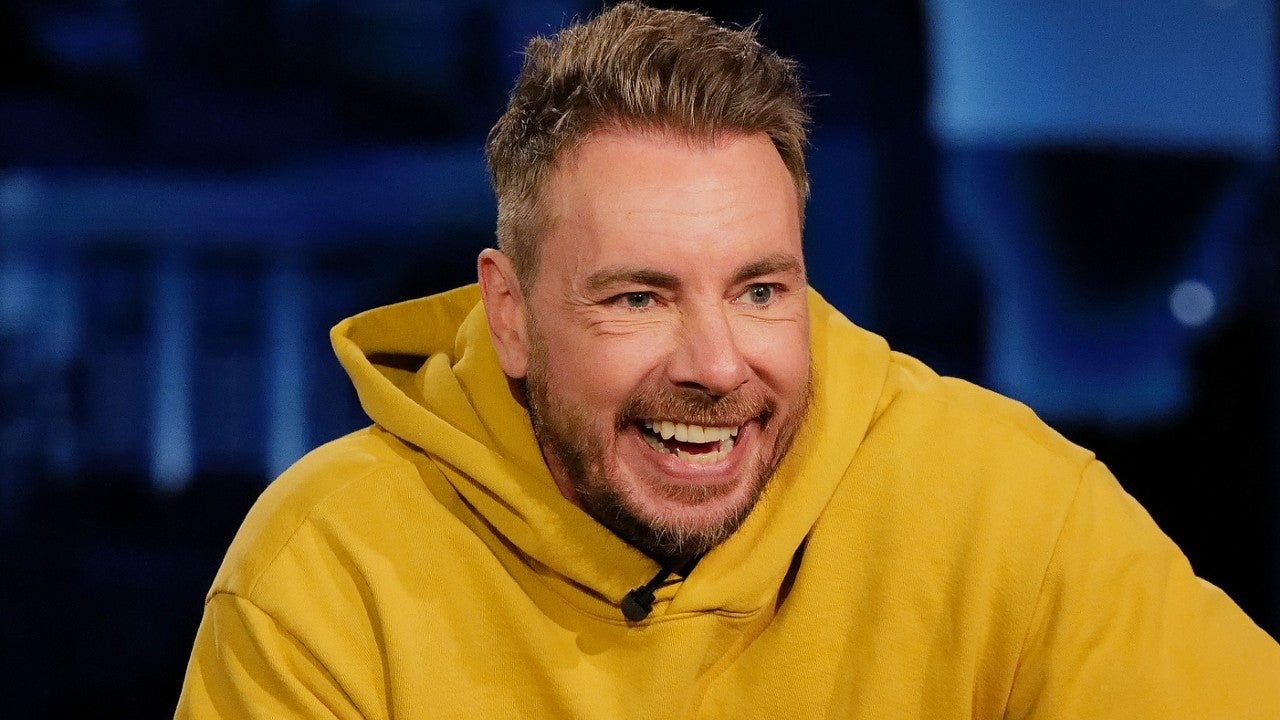 Dax Shepard and His Daughter Sing Adele's 'Hello' in Adorable Road Trip ...