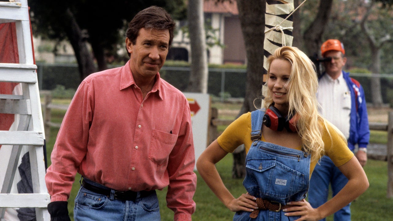 Pamela Anderson Claims Tim Allen Flashed Her on 'Home Improvement' Set ...