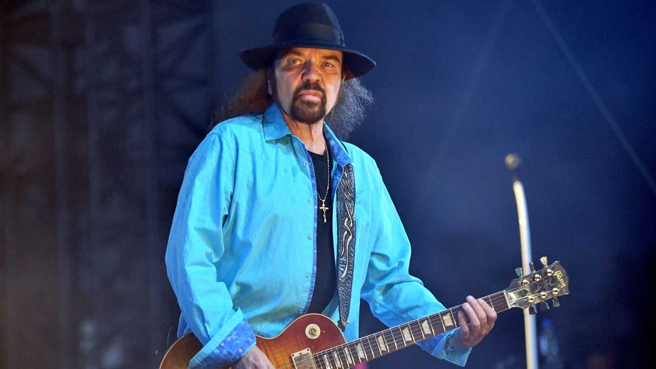 Gary Rossington, Last Surviving Original Lynyrd Skynyrd Member, Dead at ...