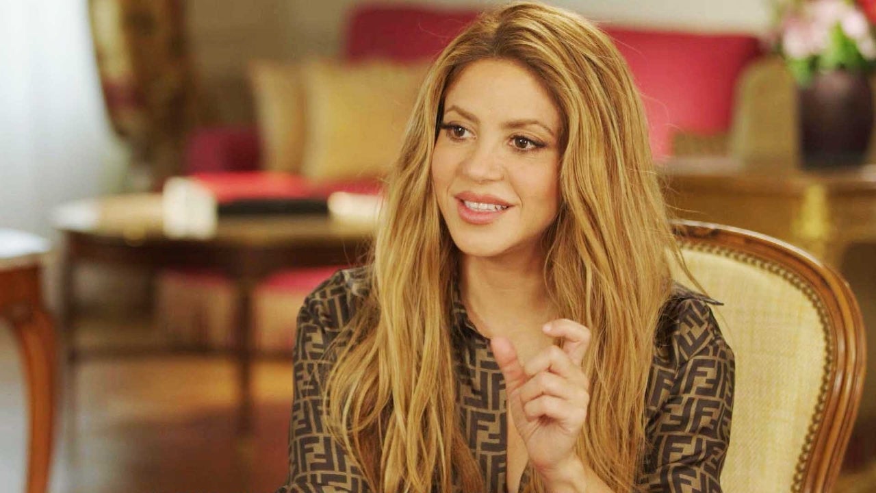 Shakira to Be Recognized as an 'Agent of Change' at Univision's Premios ...