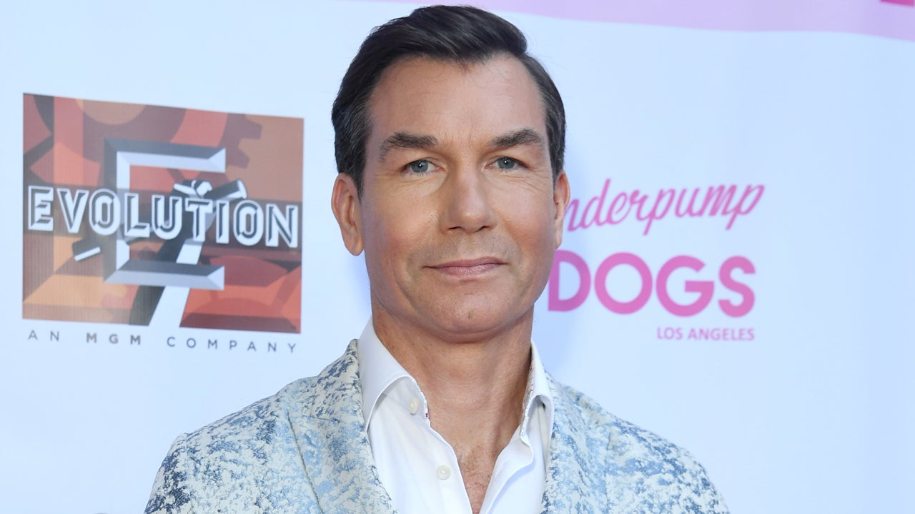 Jerry O'Connell Jumps In to Help Put Out Food Truck Fire | Entertainment Tonight