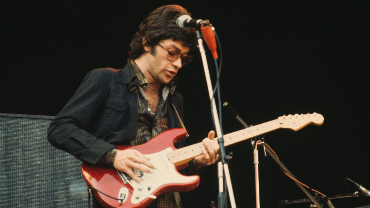 Robbie Robertson, The Band Guitarist and Film Composer, Dead at 80 ...