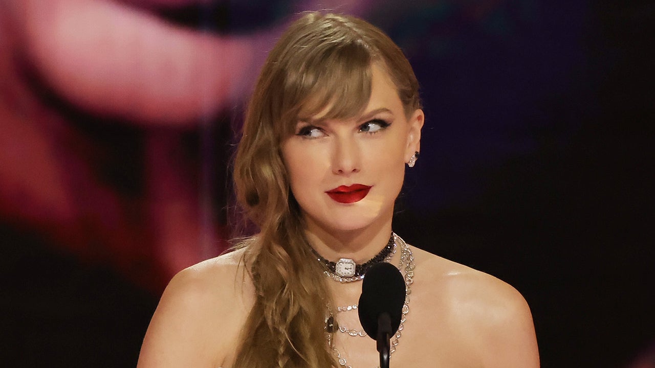 Taylor Swift Announces New Album 'The Tortured Poets Department' After ...