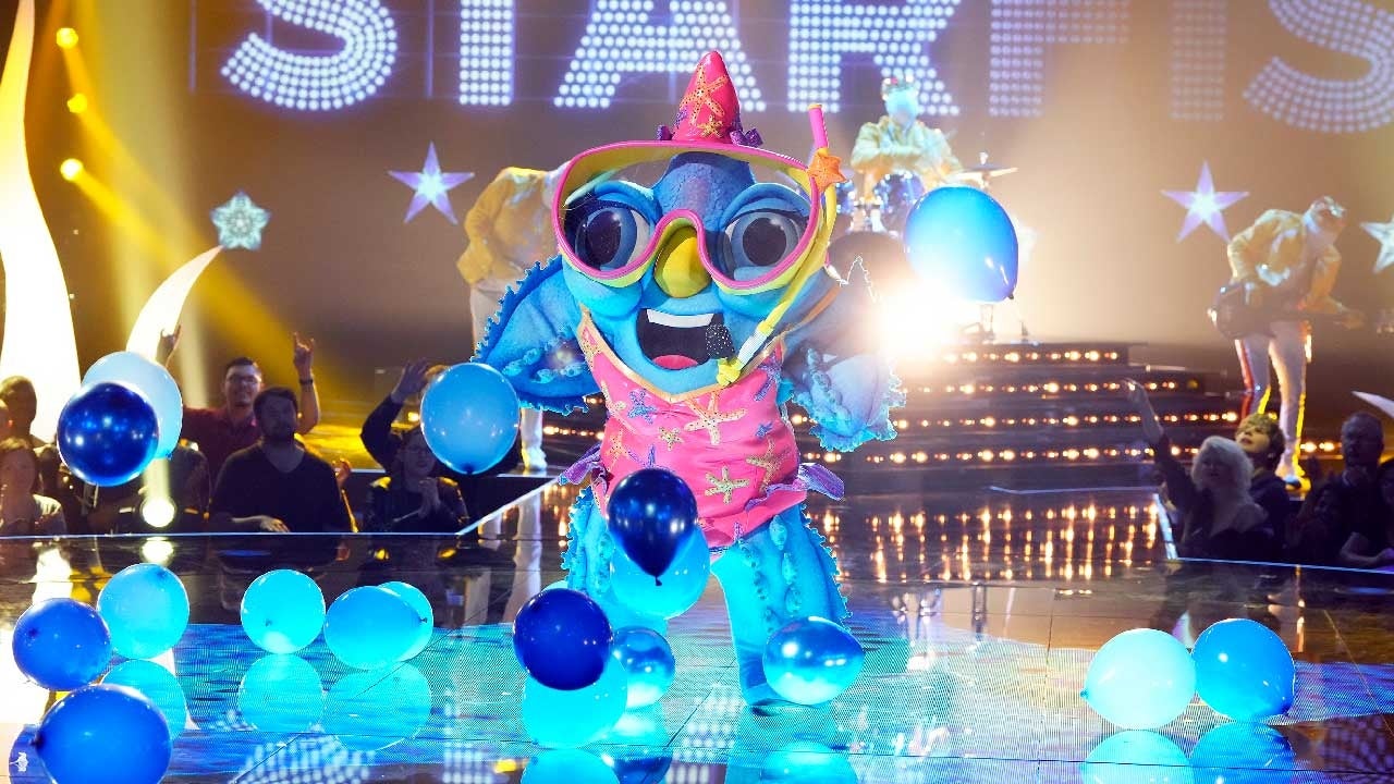'The Masked Singer': Ugly Sweater Unravels and Starfish Gets the Hook ...