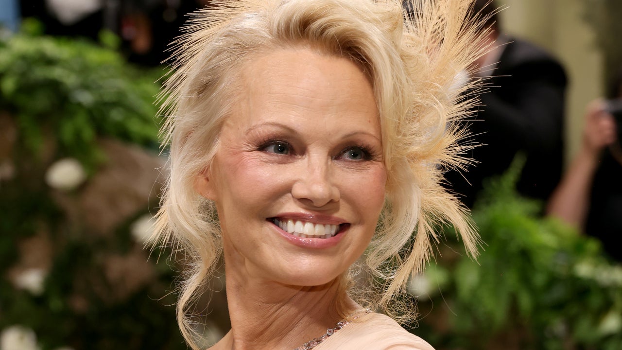 Pamela Anderson Doesn't Go Makeup-Free at First-Ever Met Gala ...